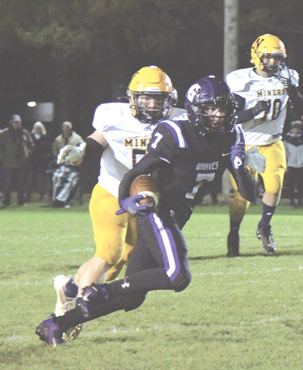 A little jockeying: Negaunee still No. 1, Munising No. 2 in Upper ...